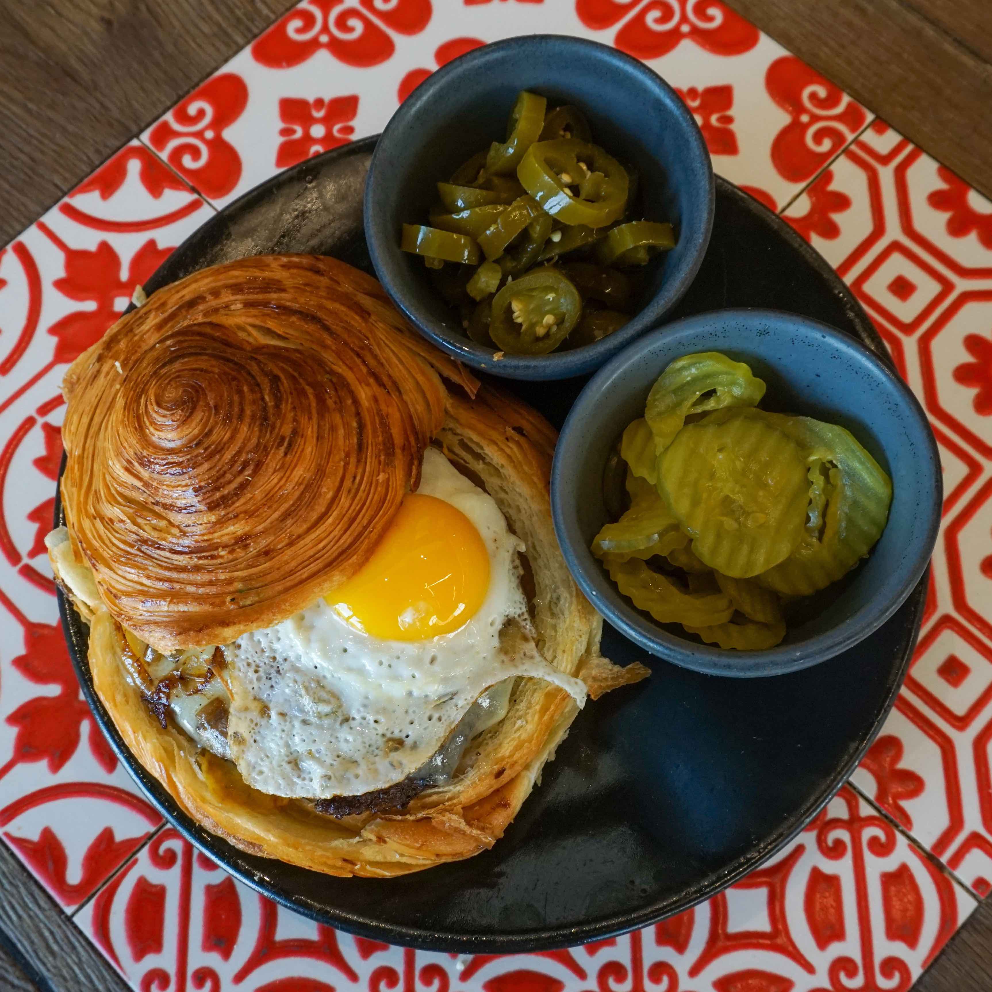 Alamo Wagyu Burger | La Panaderia
